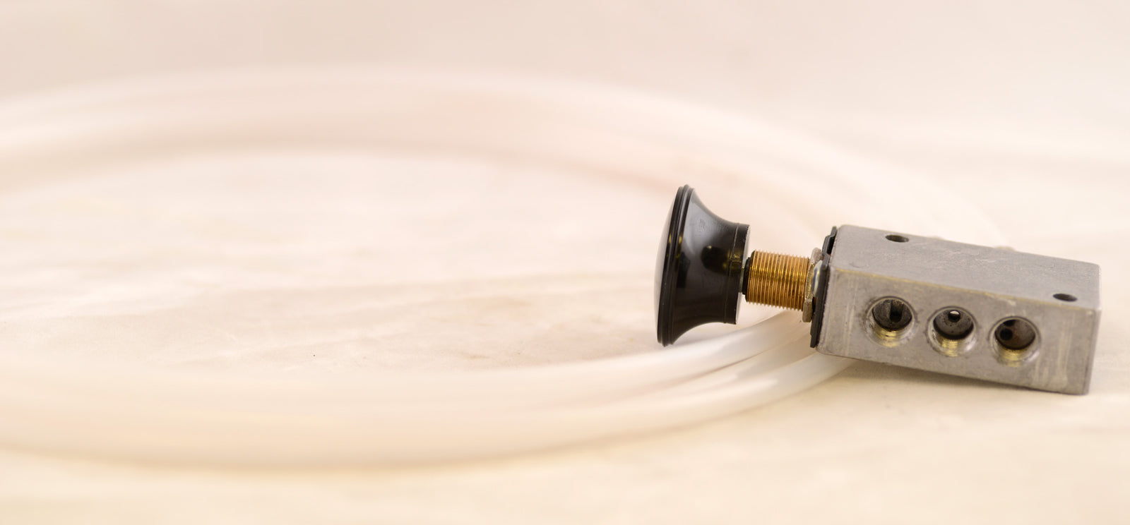 Large Air Ejector Palm Buttom Control – JHM Technologies, Inc