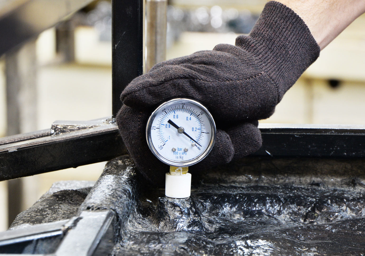 Flange Vacuum Gauge Assembly – JHM Technologies, Inc